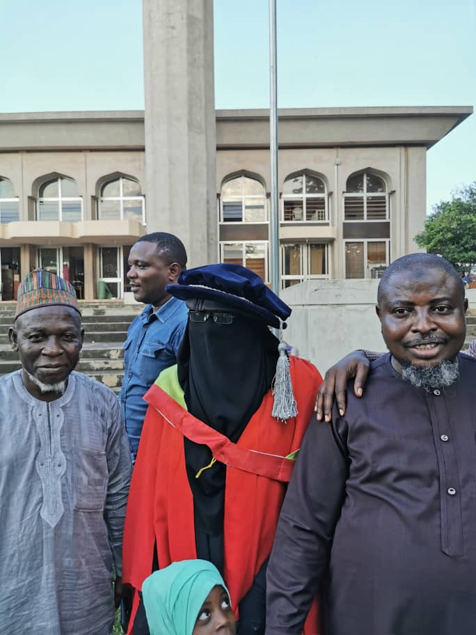 VEILING IS NOT FAILING: inspiring story of Dr Kafilat, the first niqabi ...