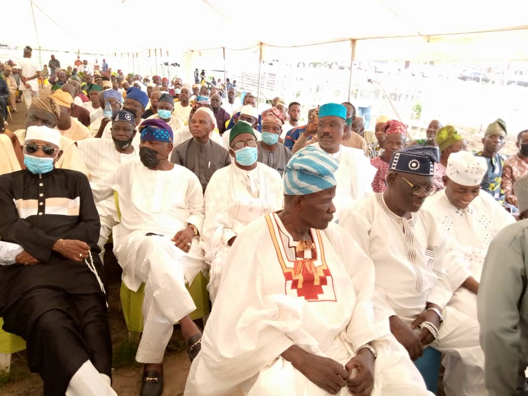 PICTURE: League of Imams, MUSWEN, CAN, top personalities honour Aare ...