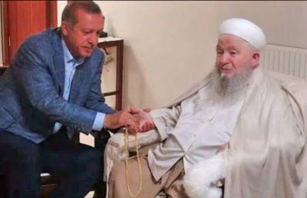 Popular Türkiye Islamic scholar Sheikh Mahmud Effendi dies at age 93 ...