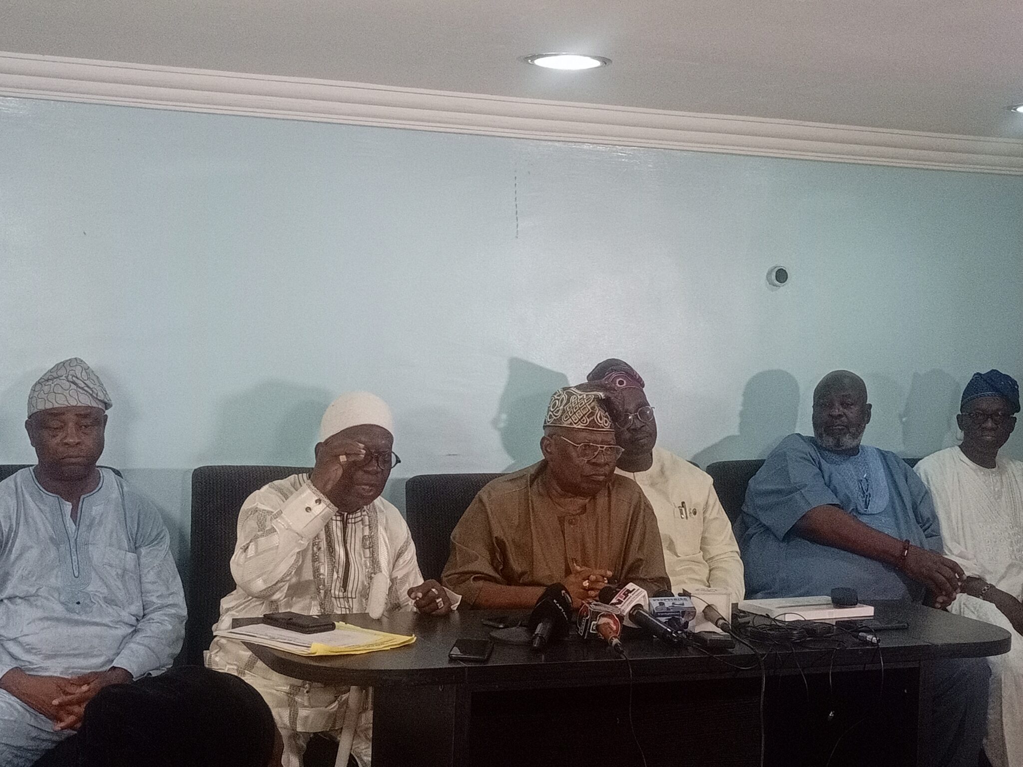 It's official: Oba Saka Matemilola crowned 14th Olowu of Owu - Muslim News Nigeria