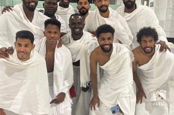 Sadio Mane performs Umrah with teammates days after joining Ronaldo at ...
